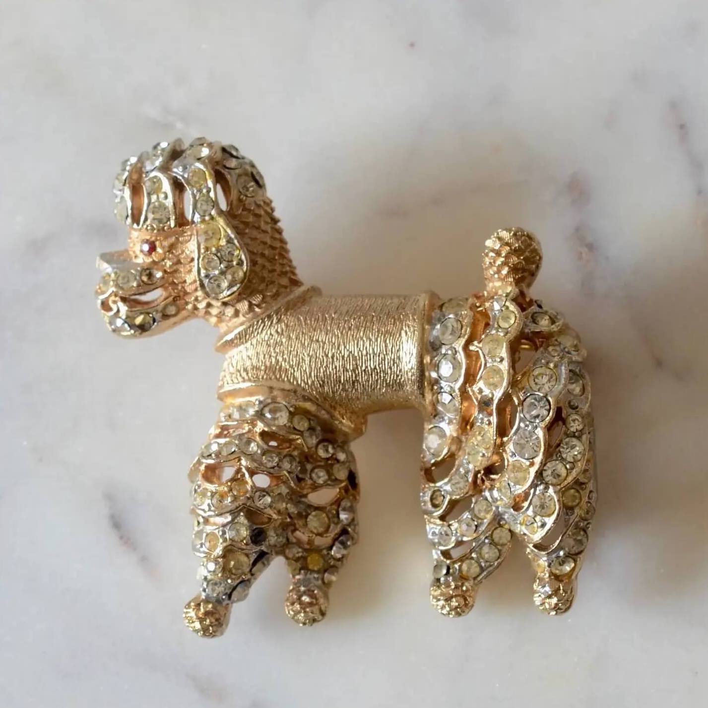 Vintage Gold Tone 1950’s Rhinestone Poodle Dog Brooch/Pin – Historic Shop