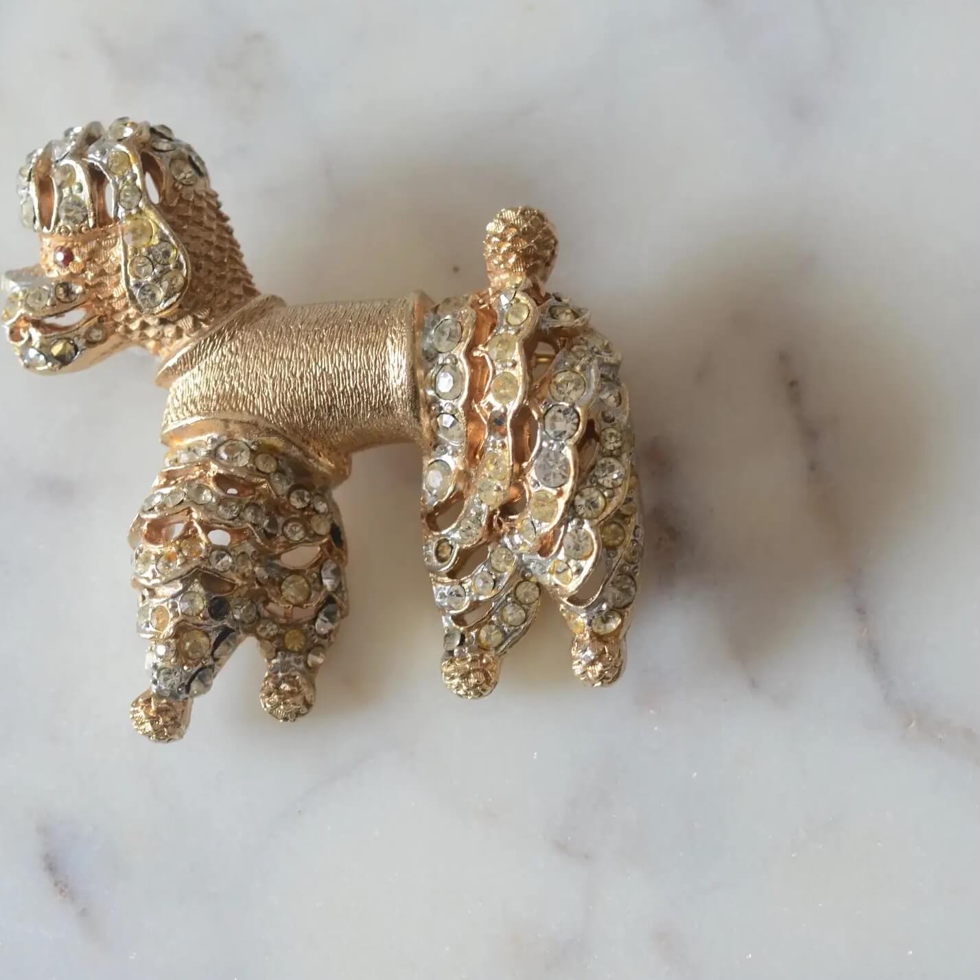 Vintage Gold Tone 1950’s Rhinestone Poodle Dog Brooch/Pin – Historic Shop