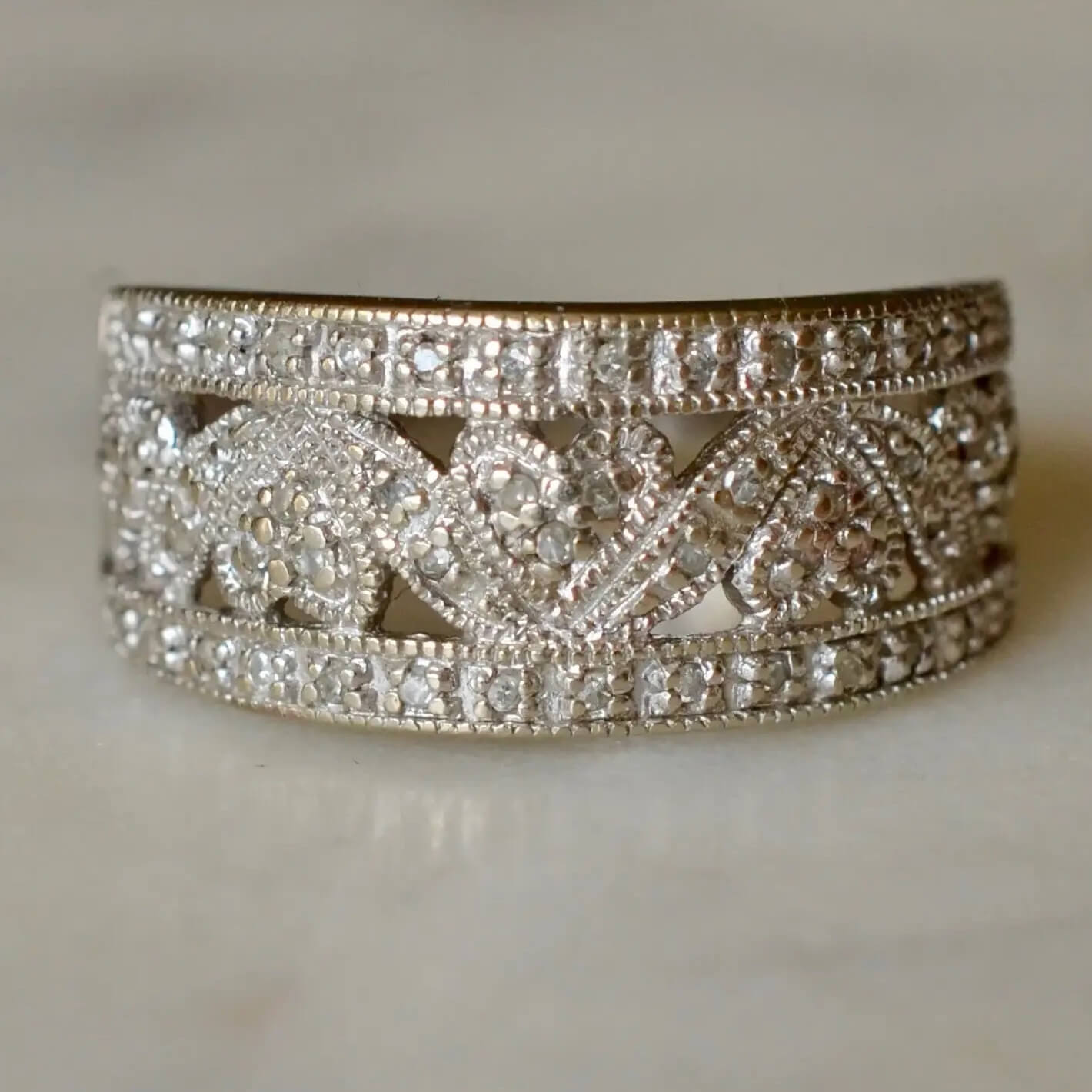 Feminine 10K White Gold Filigree Diamond Floral Wedding Band/Ring ...