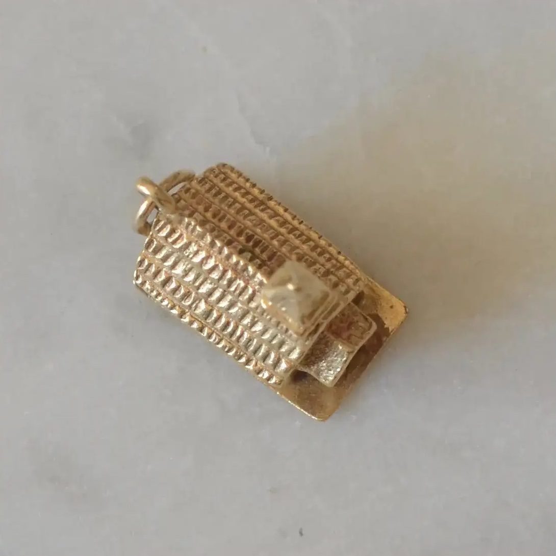 Vintage 14K Yellow Gold 3D Church/Chapel Architectural Charm/Pendant ...